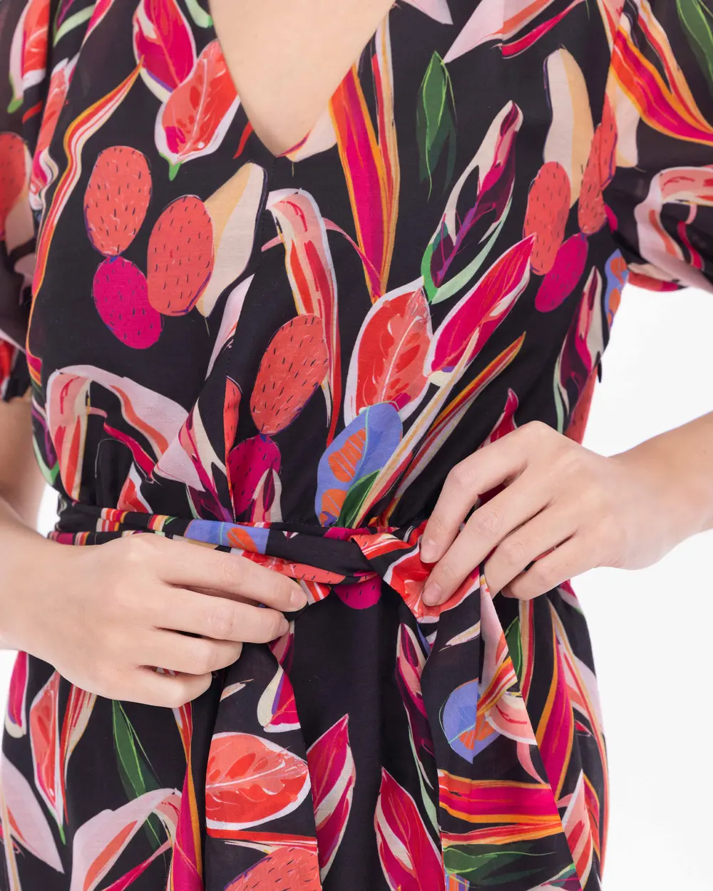 Tie Detailed V Neck Patterned Dress Secilstore