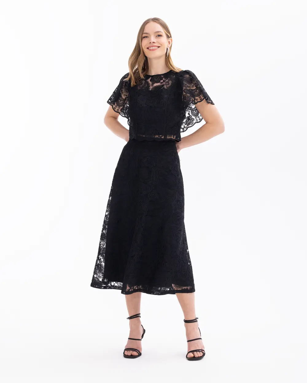Round Neck Waist Length Lace Blouse Secilstore