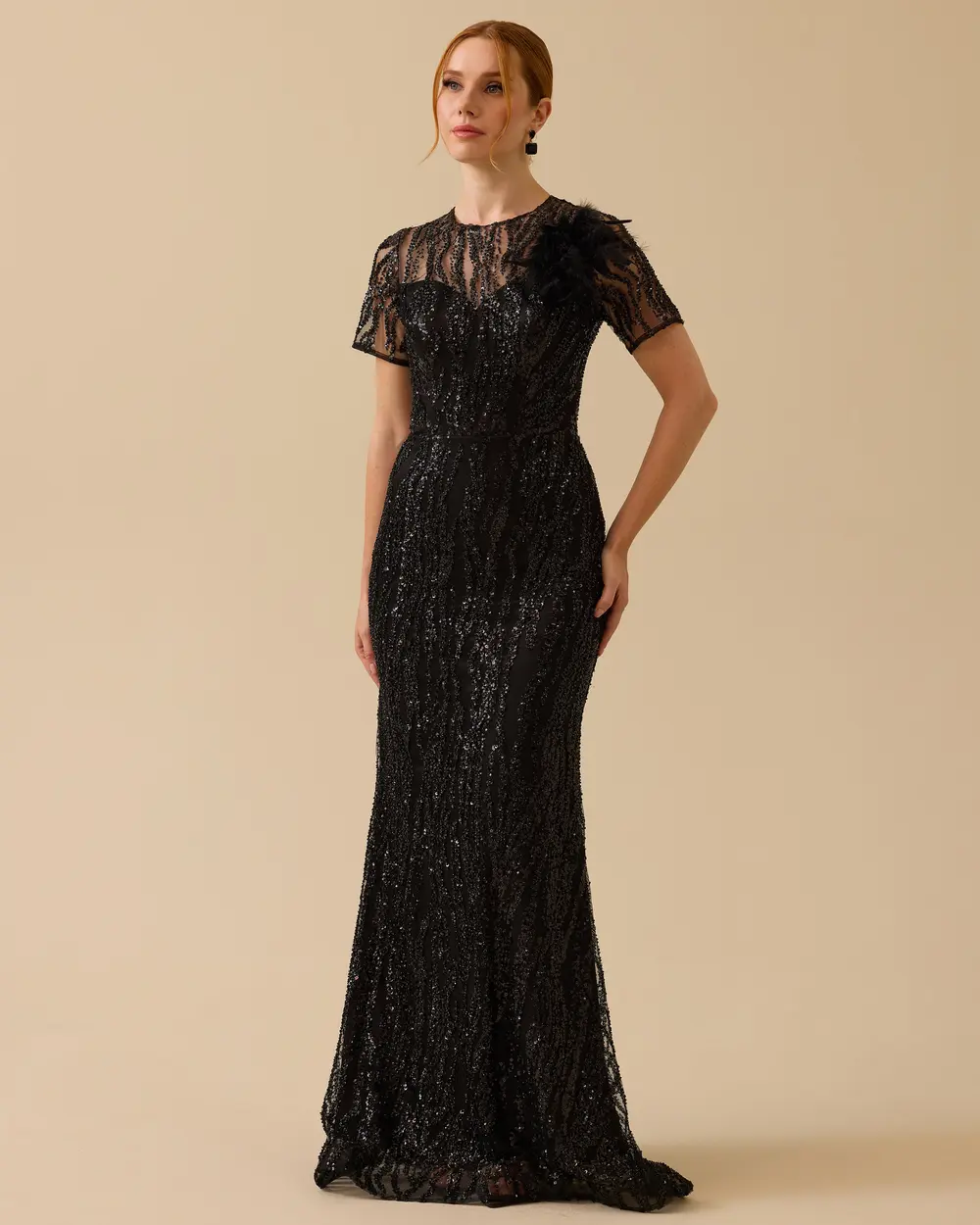 Short Sleeve Narrow Form Sequined Evening Dress - Ilmio